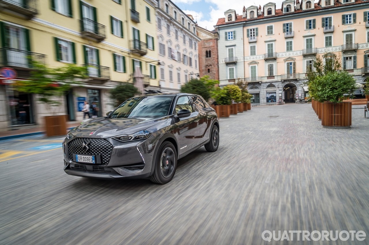 DS 3 Crossback: prova su strada, consumi, dimensioni e prezzo ...